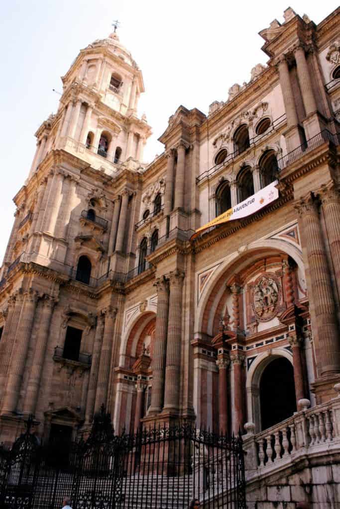 Top 5 Things to do in Málaga - Young Adventuress