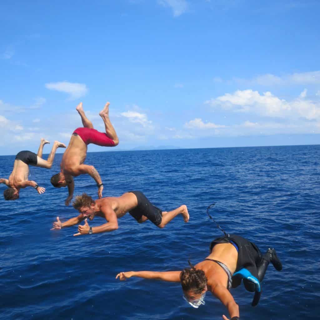 Becoming an advanced diver on Koh Tao, Thailand - Young Adventuress
