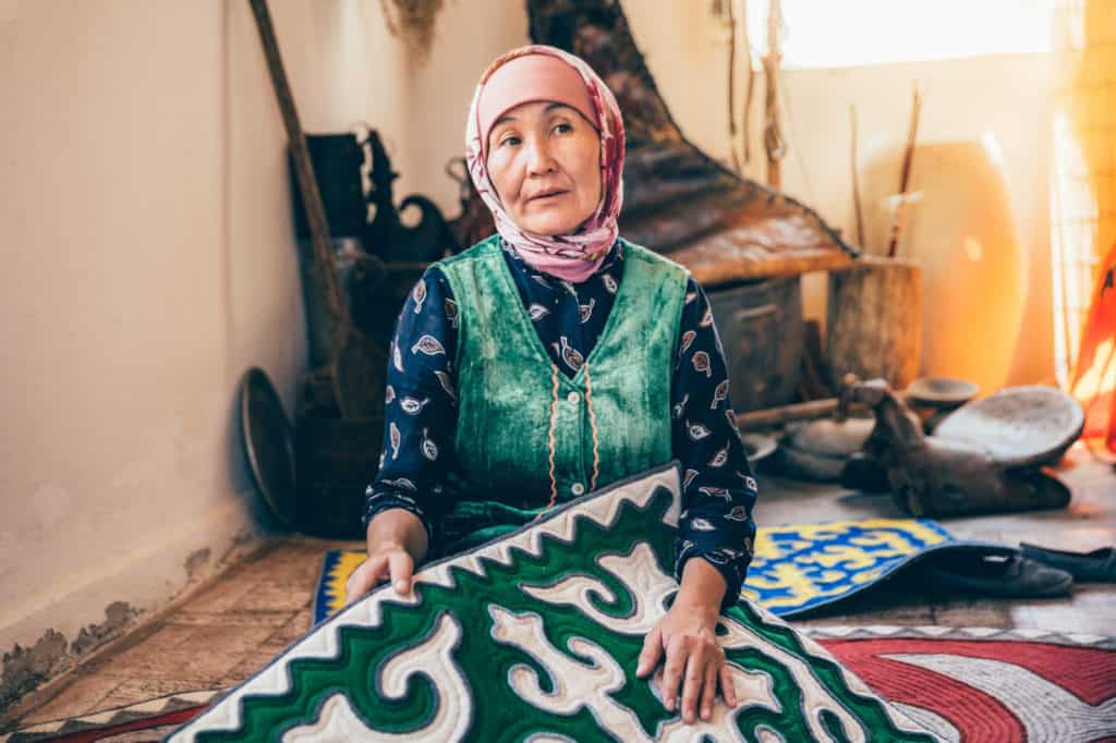 The faces of modern Kyrgyzstan - portraits from Central Asia - Young ...