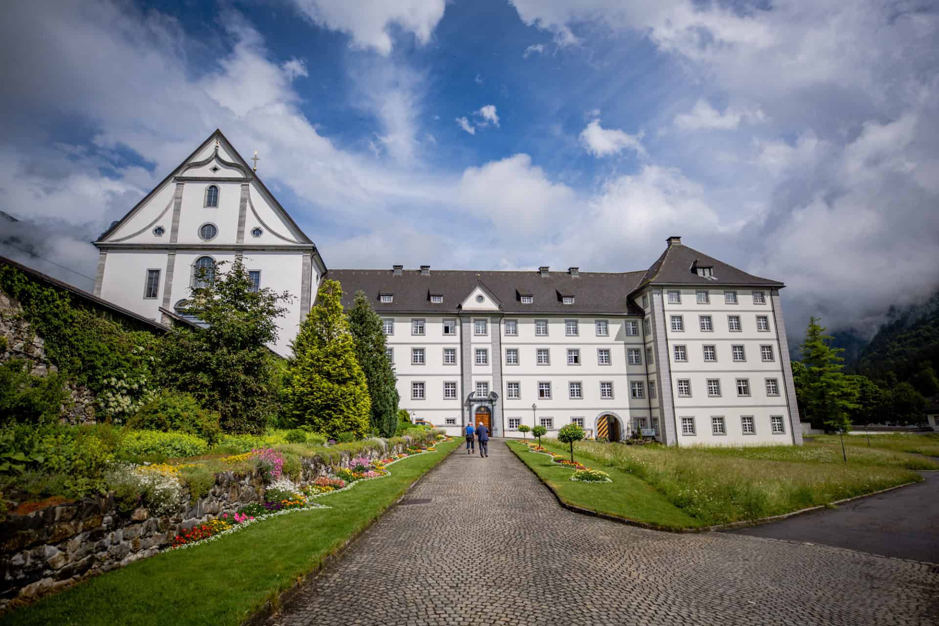 25 photos that will make you fall in love with Switzerland - Young ...
