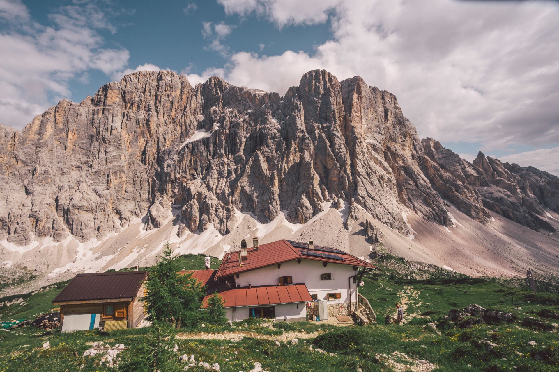 10 ways rifugios in the Dolomites are redefining hut life - Young ...
