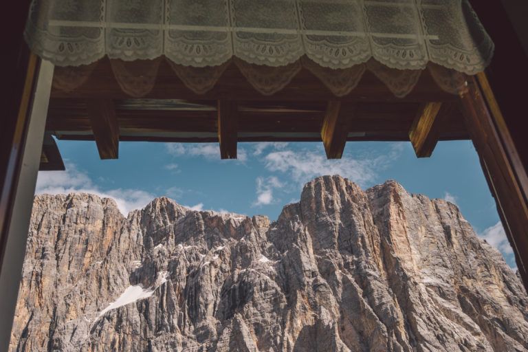 10 ways rifugios in the Dolomites are redefining hut life - Young ...